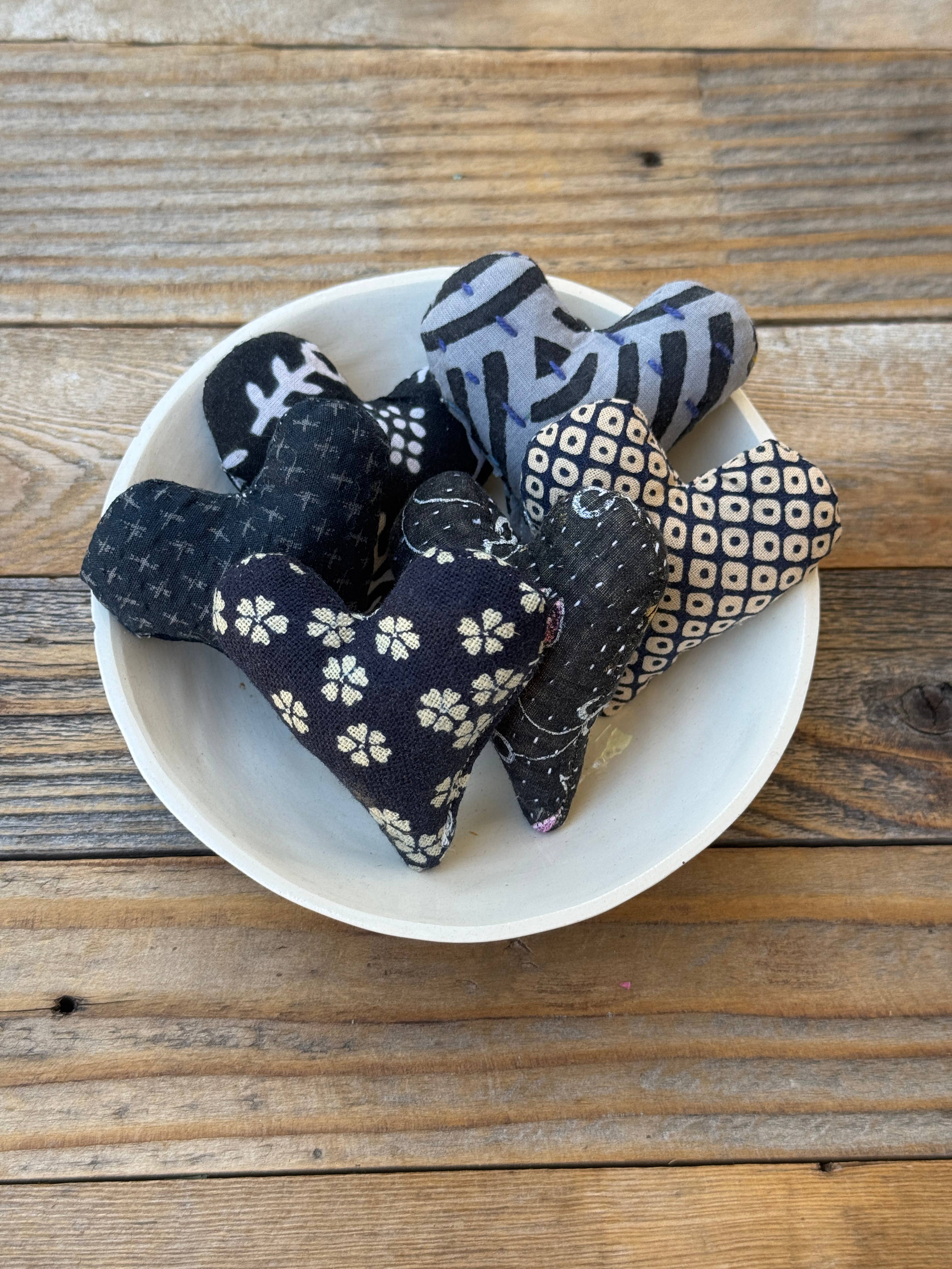 Lavender MINI HEART Sachets – Mandy Spring Farm Nursery, Inc.
