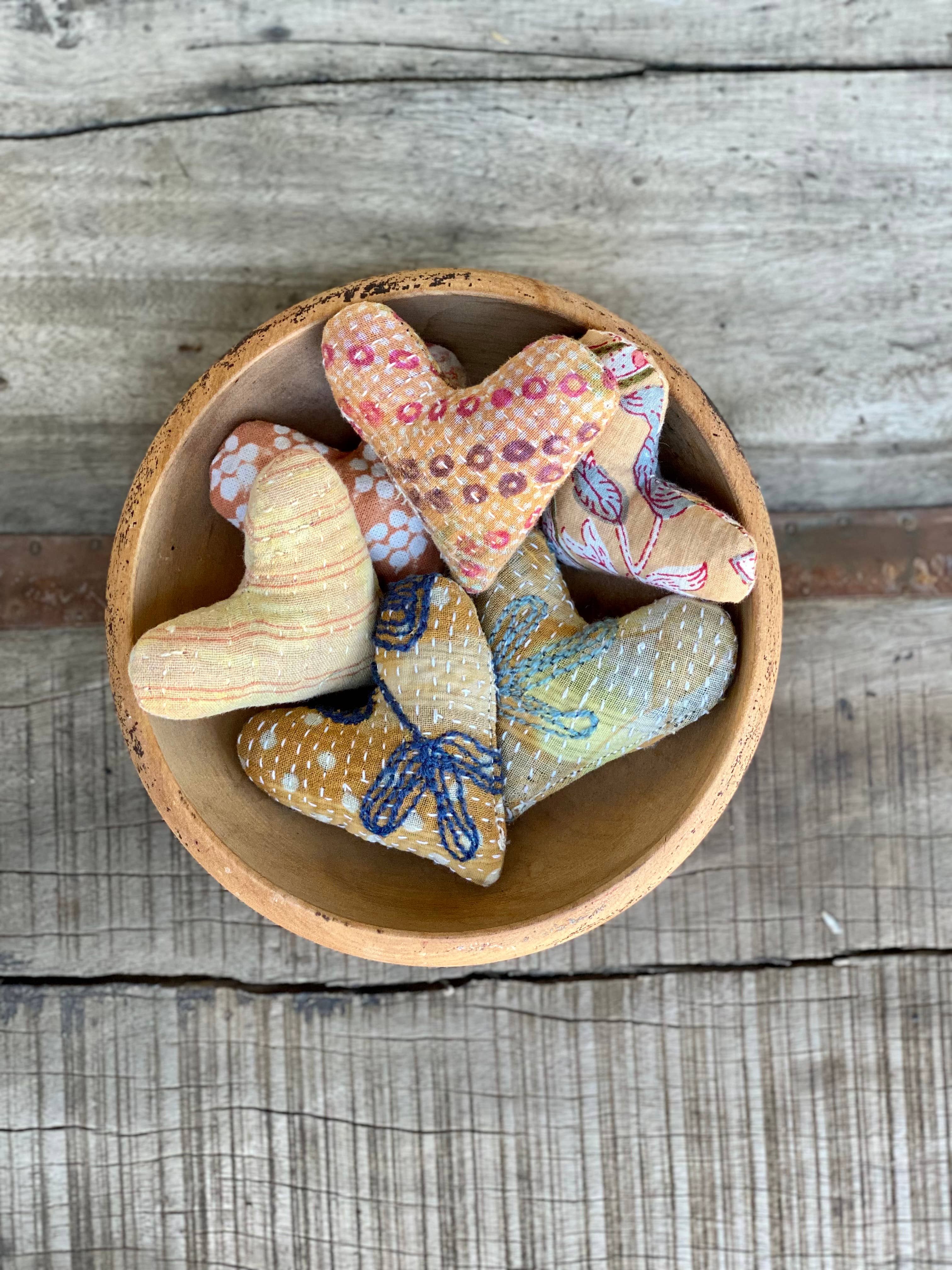 Neutral Print Mini Lavender Heart Sachets – Mandy Spring Farm Nursery, Inc.